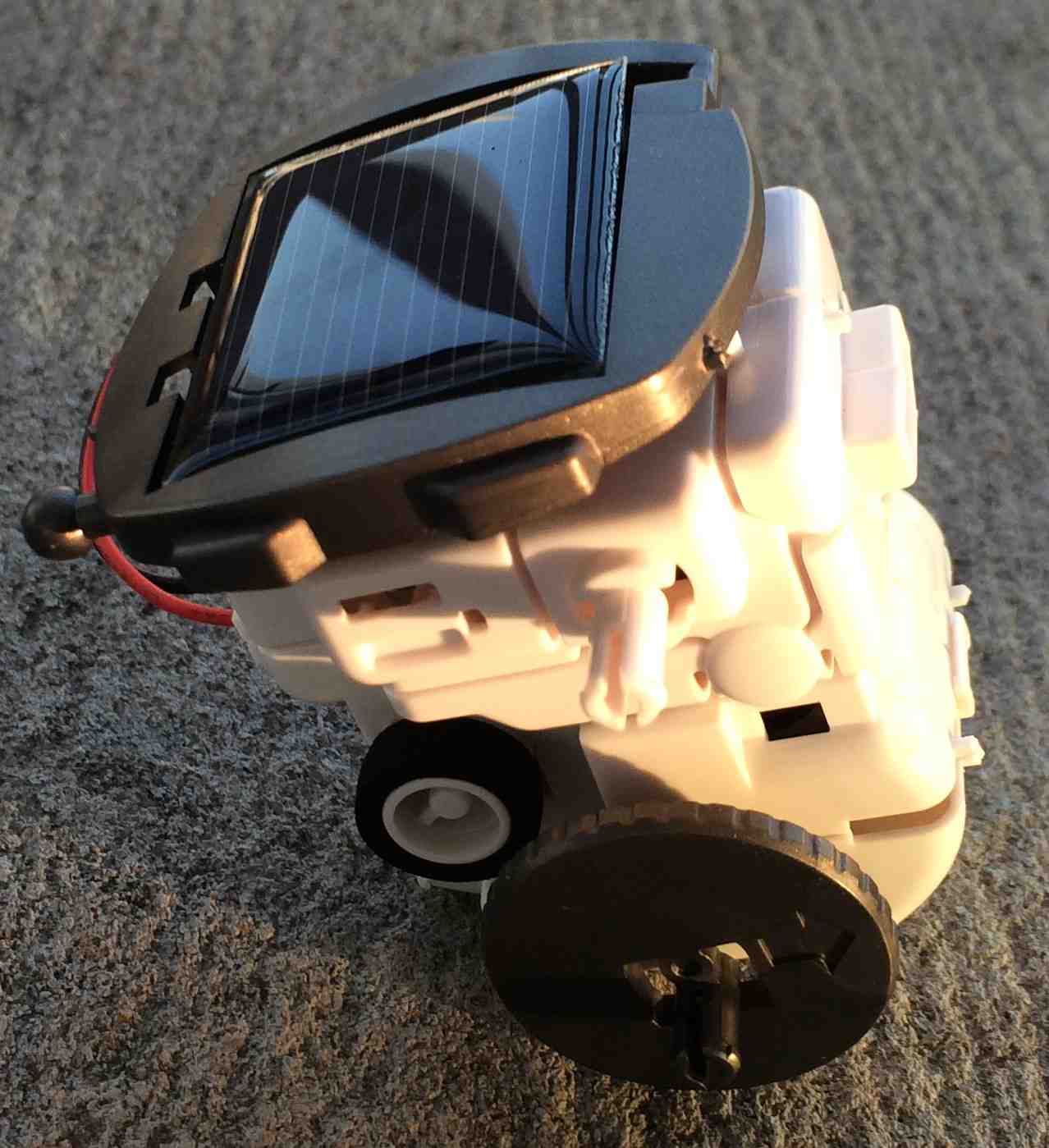 Solar Powered Robot Kit Curious Little Classrom